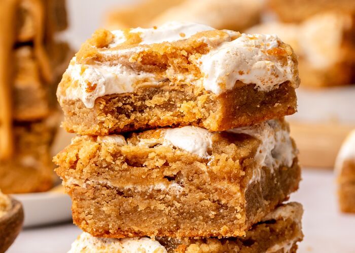 Fluffernutter Bars | Peanut Butter Bars | Domino® Sugar